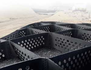 Geocell Reinforcement for Highway Embankment Stability Solutions - Lianyi